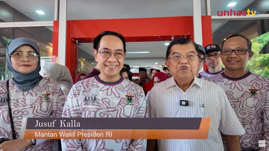 Video: Jusuf Kalla Letakan Batu Pertama Gedung 15 Lantai FEB Unhas ...