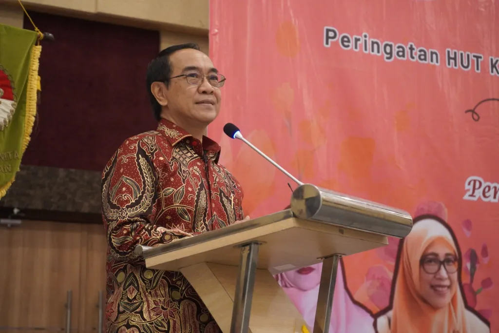 Perayaan Hari Ulang Tahun DWP Unhas dan Hari Ibu 2024, Prof JJ: Saya ...