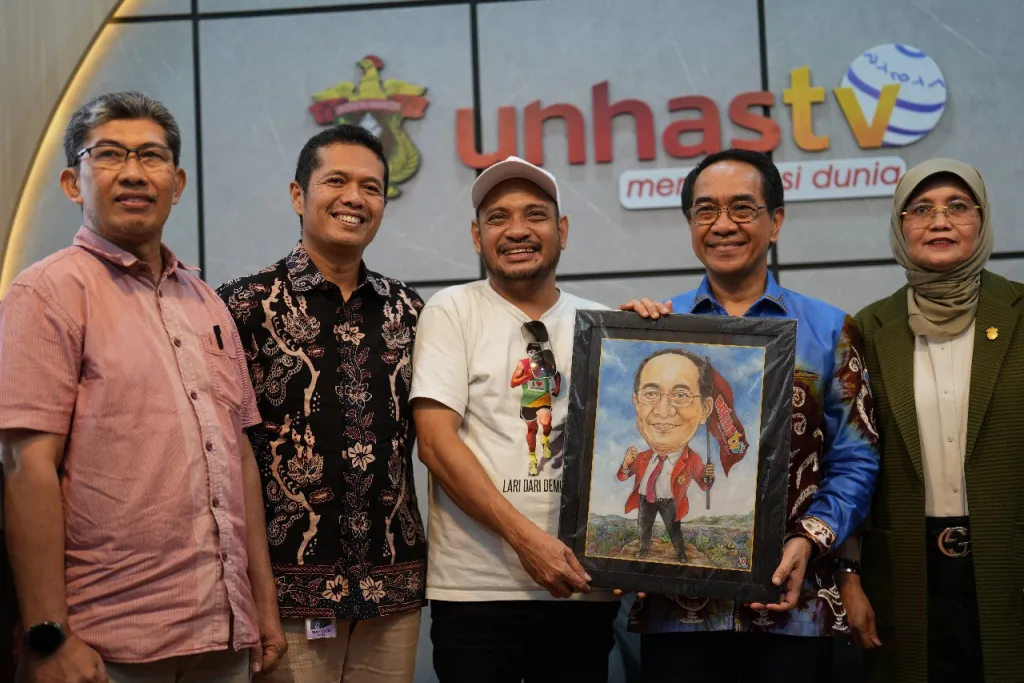 Unhas TV Luncurkan Studio Baru, Inovasi Media Akademik yang Inspiratif ...