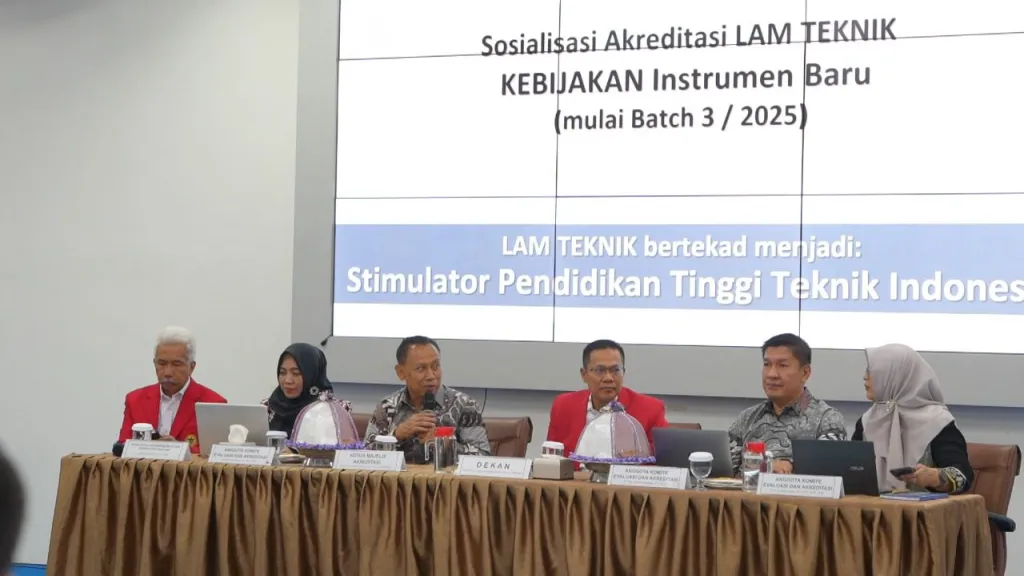 Lamtek Sosialisasikan Instrumen Baru Akreditasi Teknik 2025 di Unhas ...