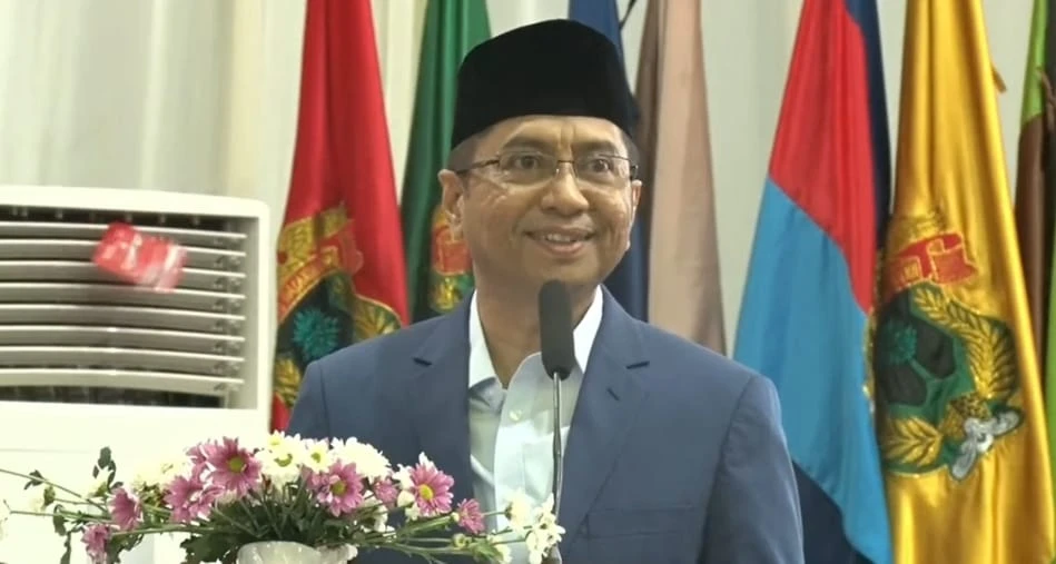 Doa dan Renungan Rektor UIN Warnai Wisuda Unhas, Bekal Spiritual untuk ...